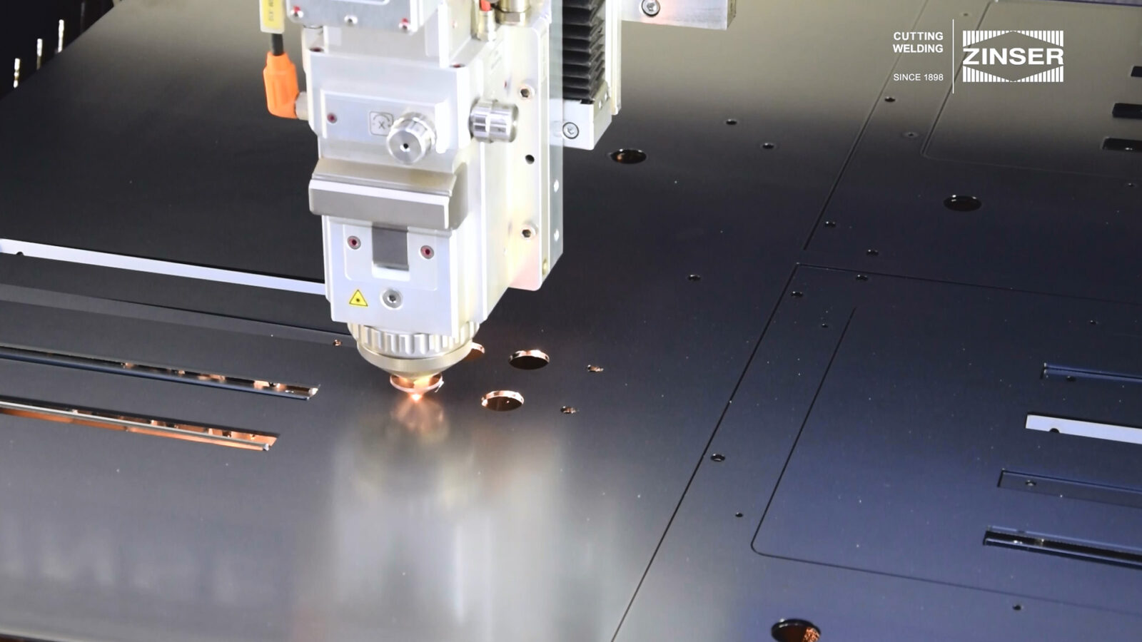 ZINSER 1825-S FIBER LASER CUTTING SYSTEM | Maschinenbau Timisoara